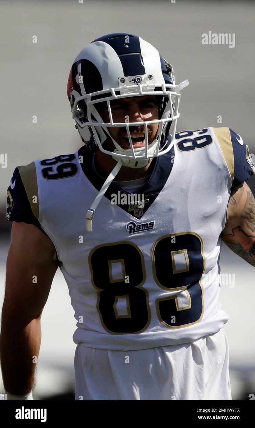 Los Angeles Rams' Tyler Higbee (89) warms up before an NFL football ...
