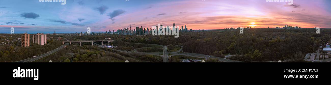 Don valley parkway hi-res stock photography and images - Alamy