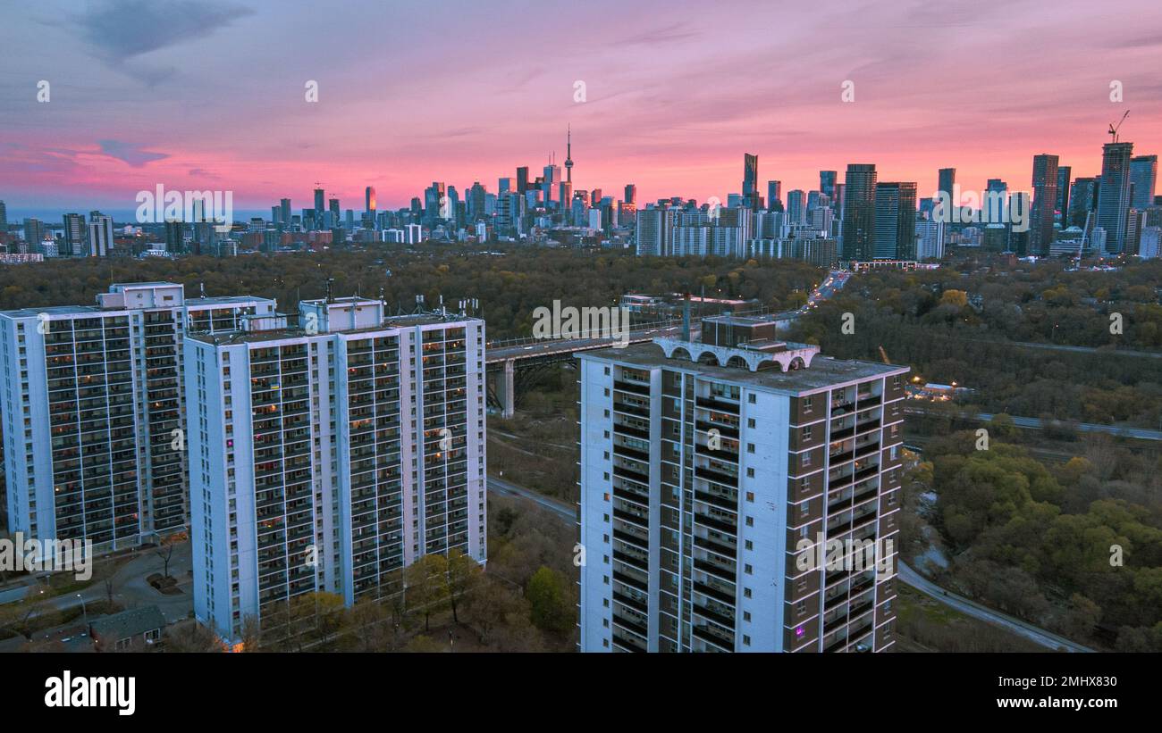 Don valley parkway hi-res stock photography and images - Alamy