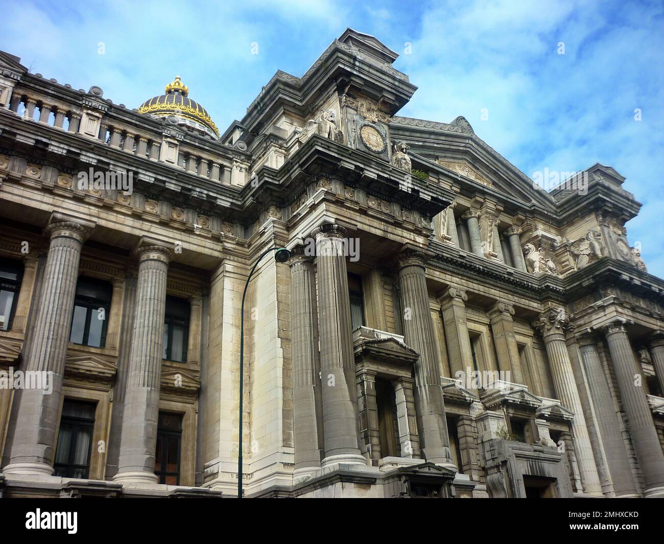 Brussels palace of justice courthouse hi-res stock photography and ...