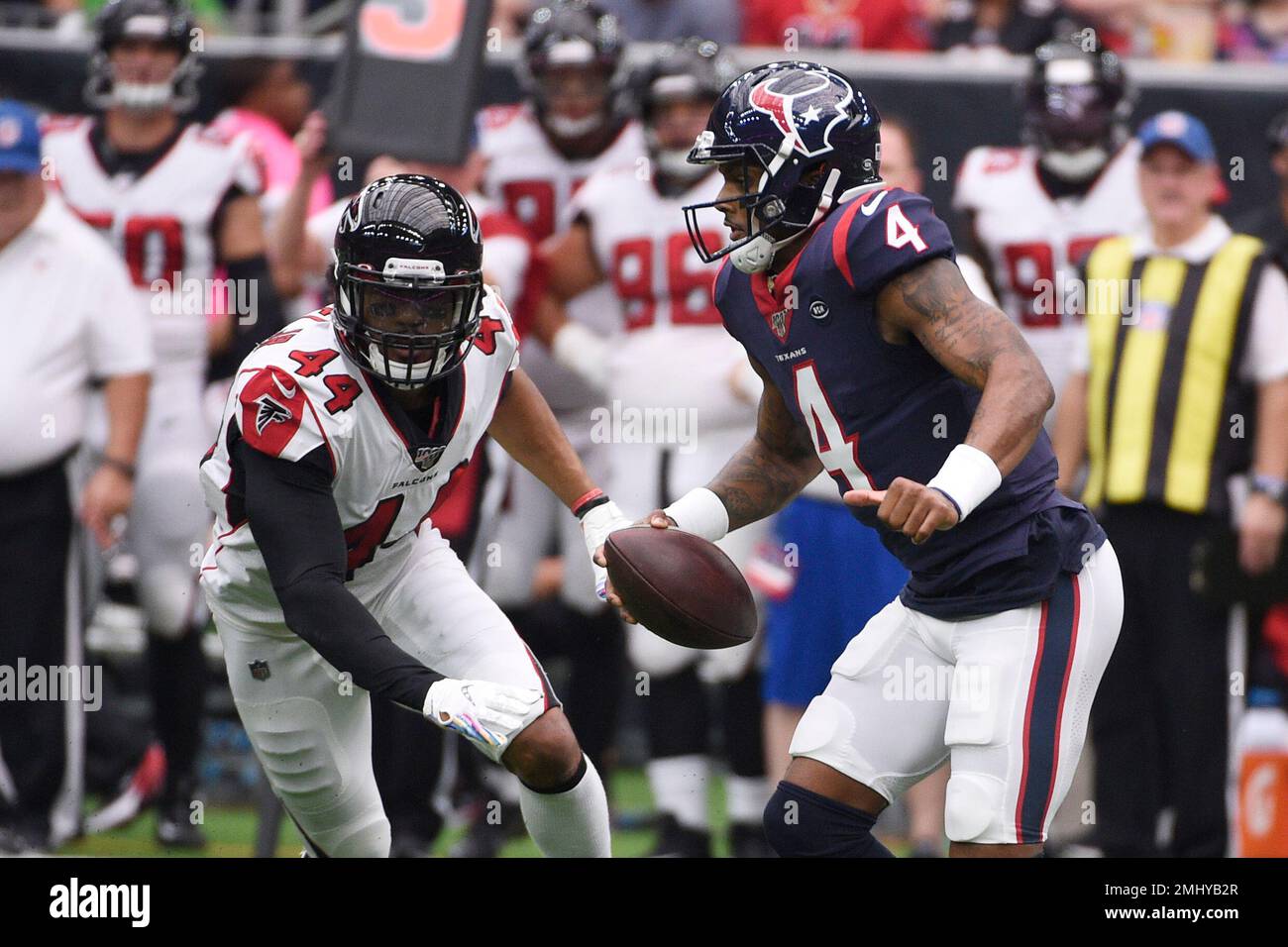 Houston Texans quarterback Deshaun Watson (4) is pressured by Atlanta ...