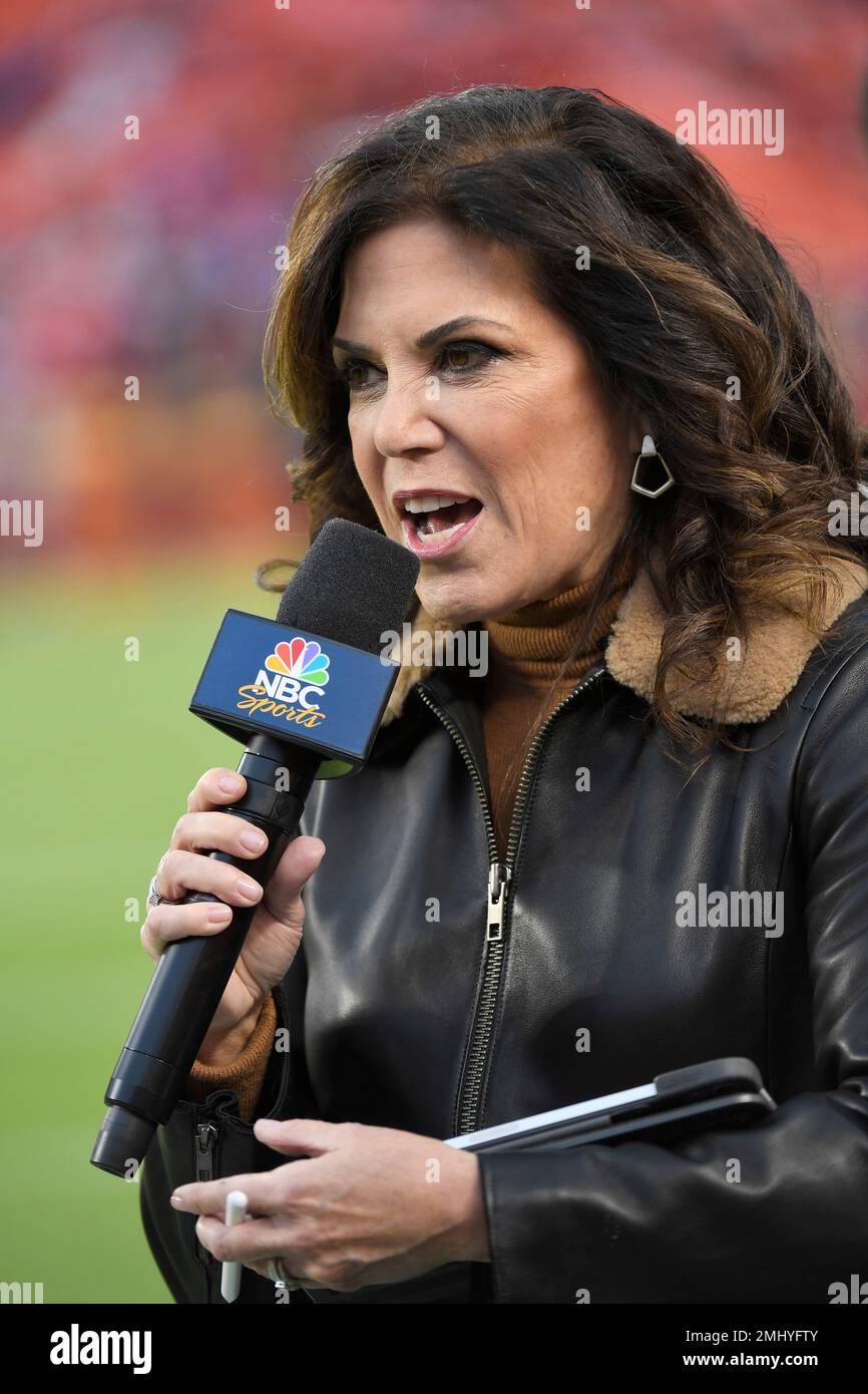 Action football nfl sports hi-res stock photography and images - Alamy