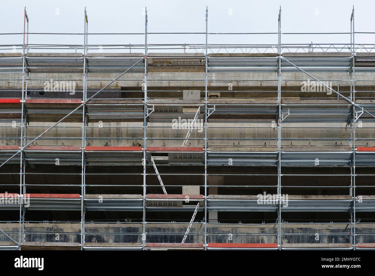 Scaffold at a building Stock Photo - Alamy