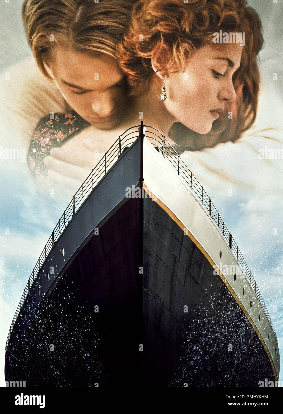 USA. Kate Winslet and Leonardo DiCaprio in the (C)Paramount Pictures ...
