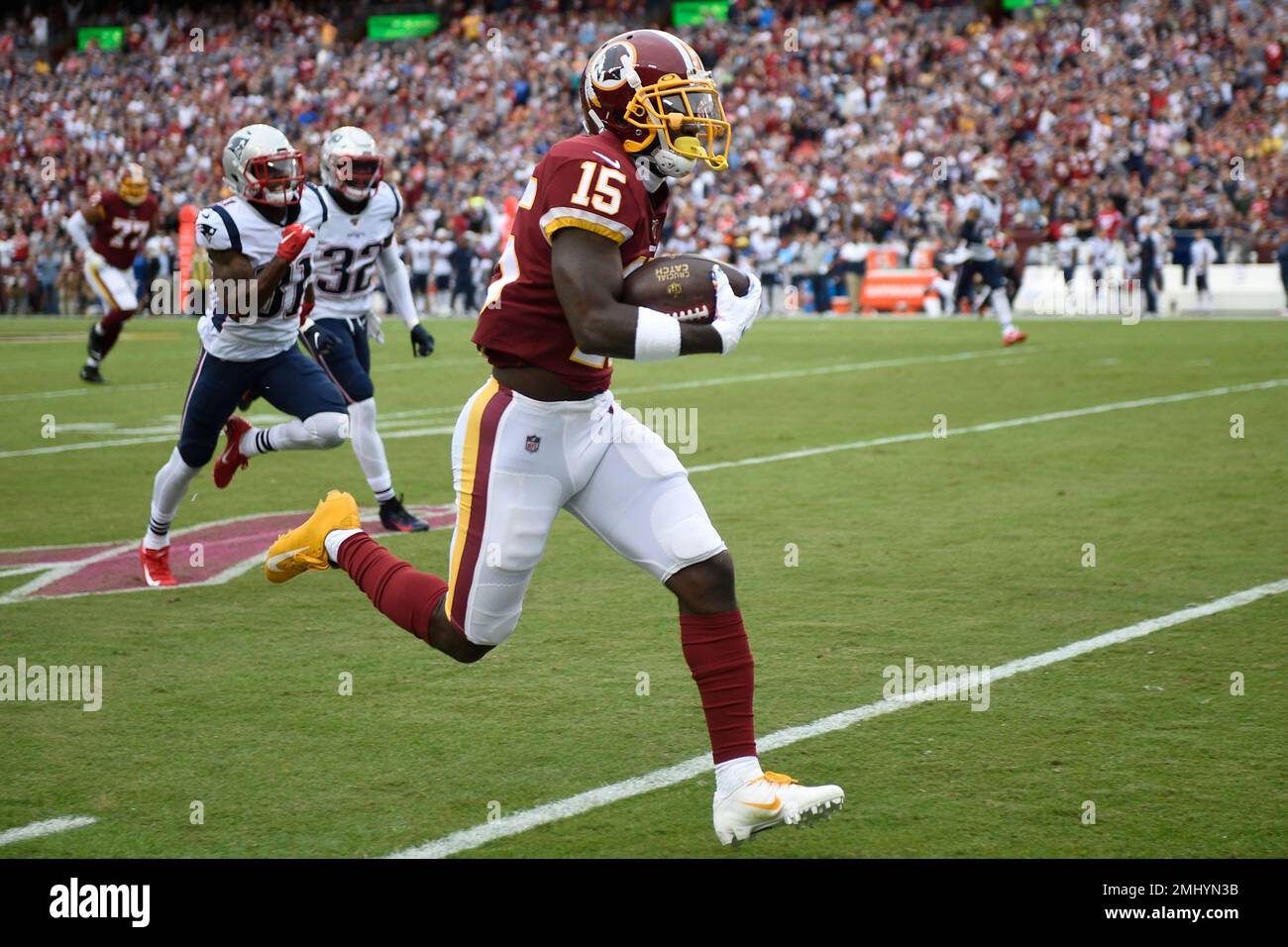 Washington Redskins wide receiver Steven Sims (15) runs for 65-yards ...