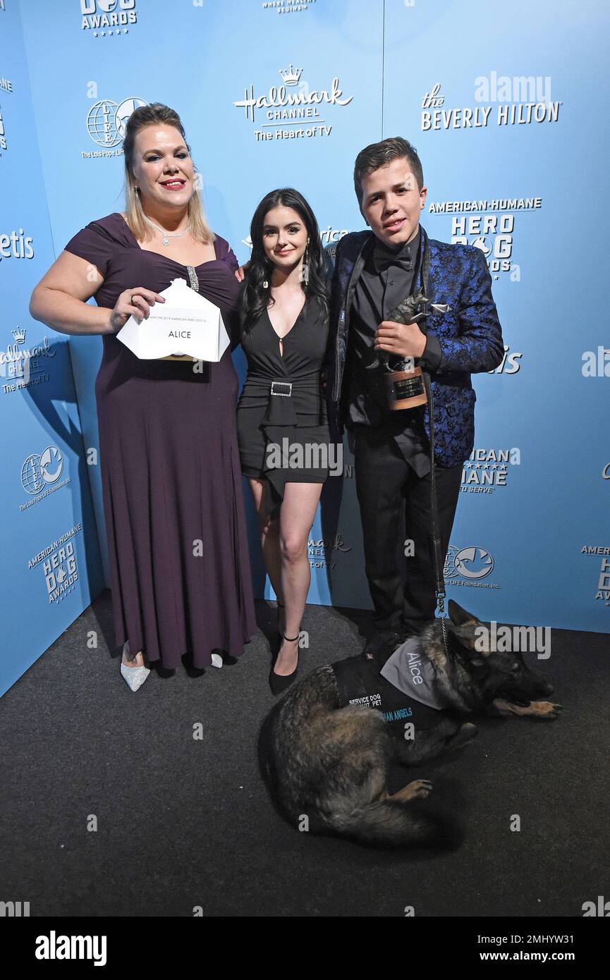 IMAGE DISTRIBUTED FOR AMERICAN HUMANE - Ariel Winter, Middle, poses ...