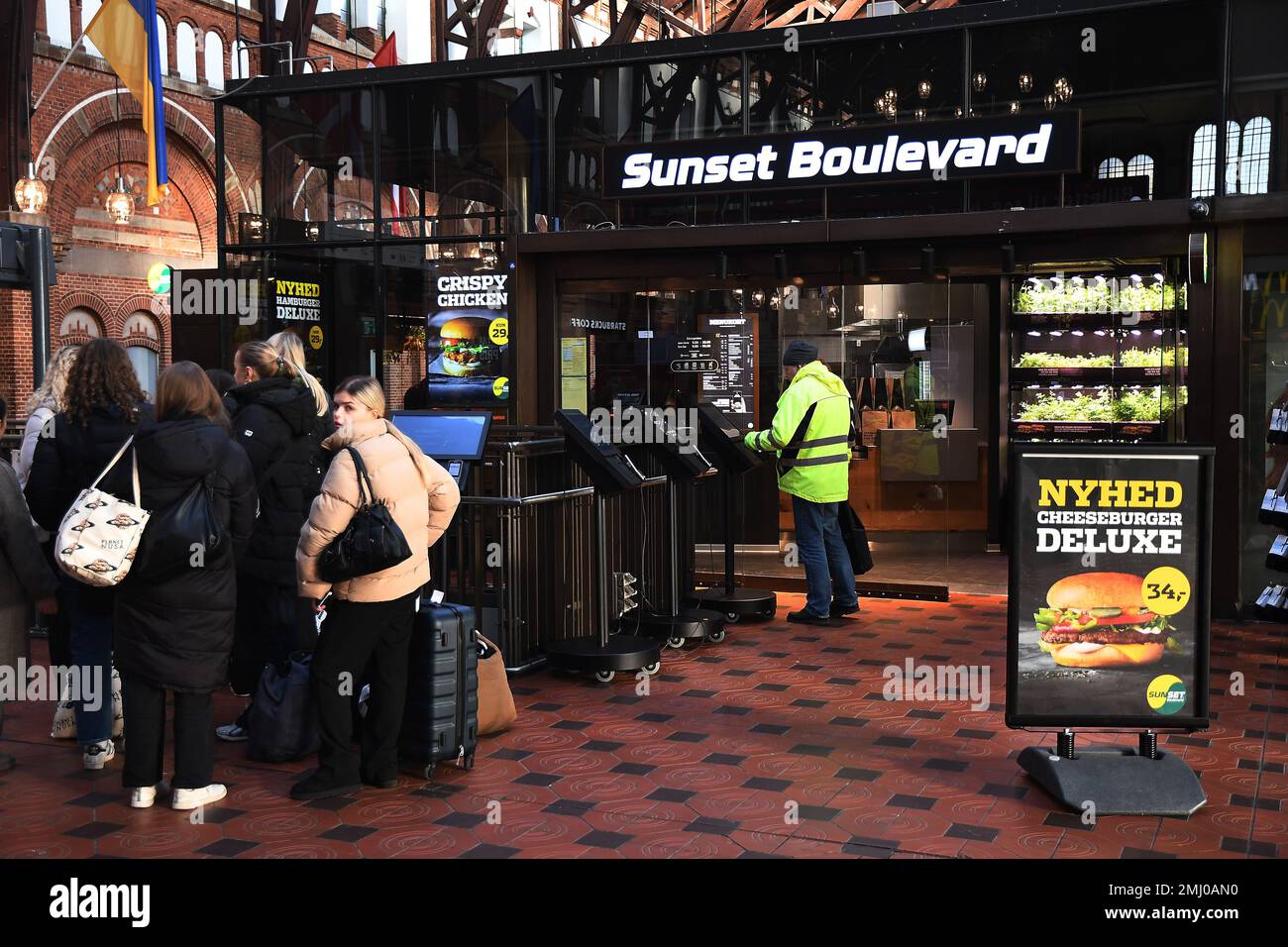 Sunset boulevard menu hi-res stock photography and images - Alamy