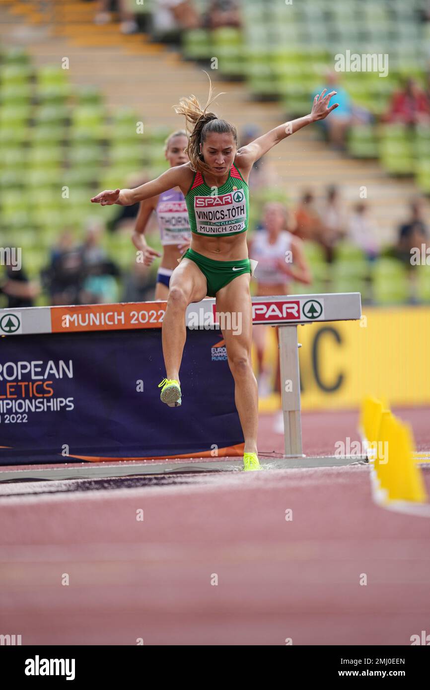 Anna toth hi-res stock photography and images - Alamy