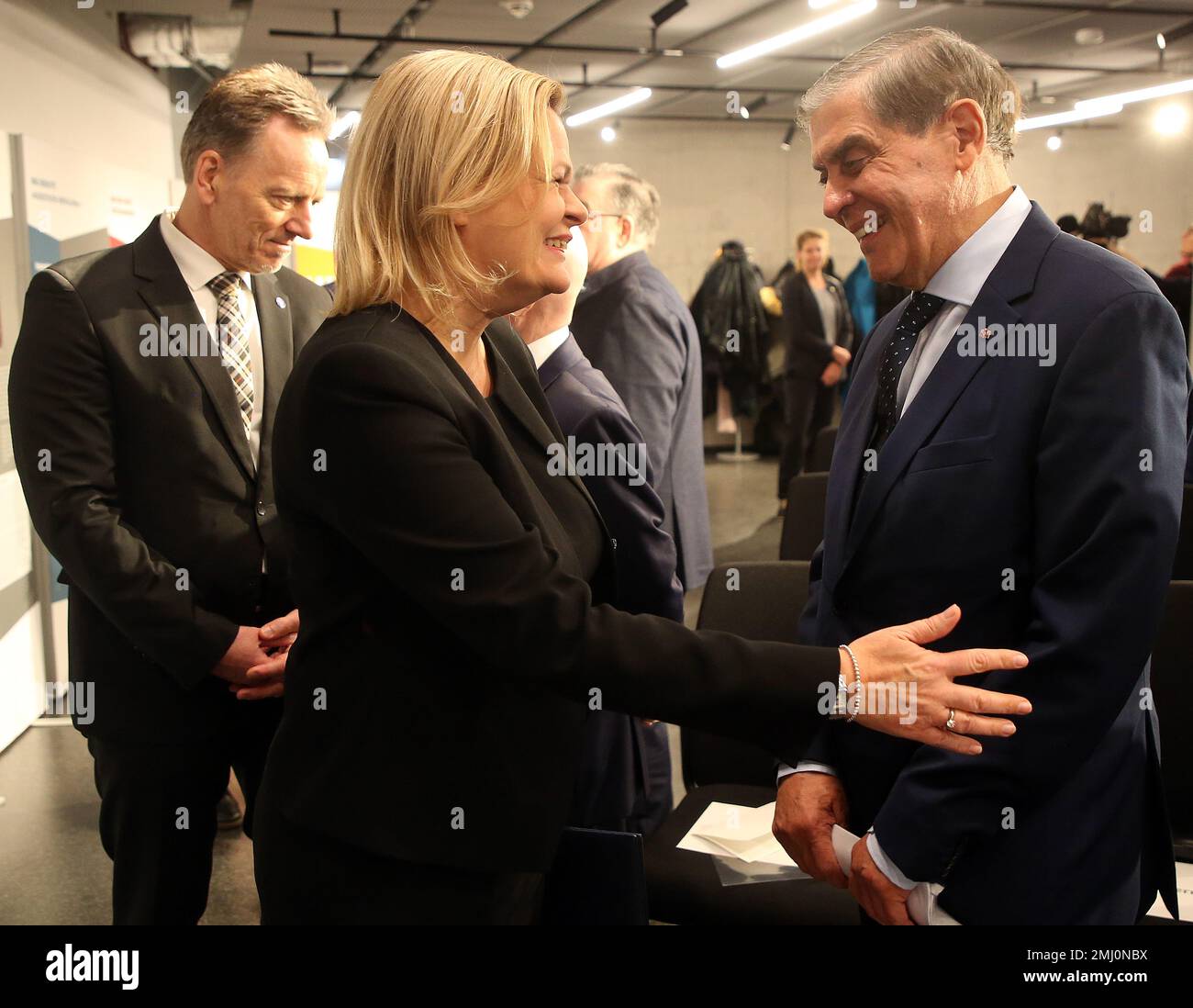 27 January 2023, Berlin: Romani Rose (r), Chairman of the Central ...