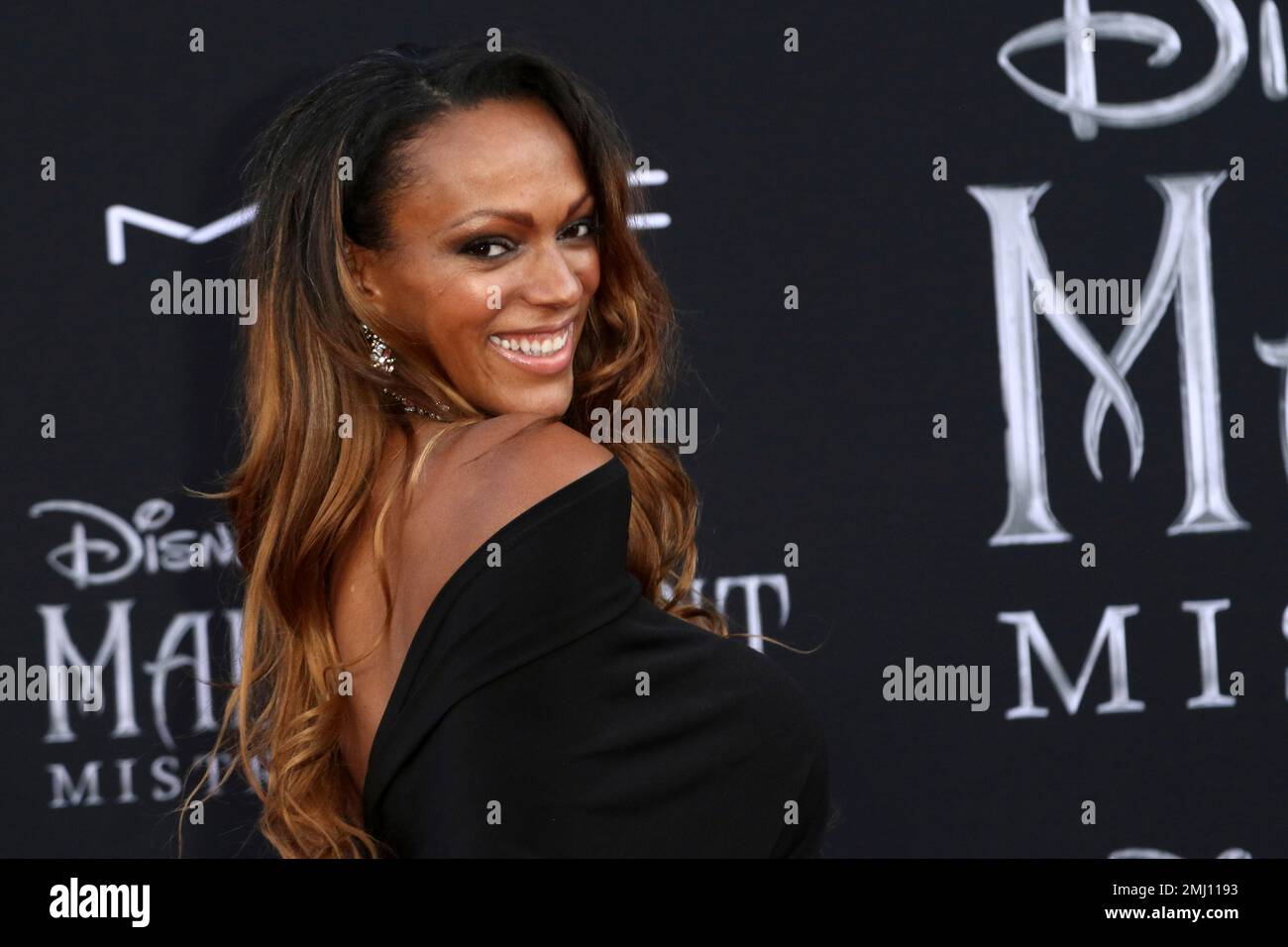 Judi Shekoni arrives at the world premiere of "Maleficent: Mistress of ...