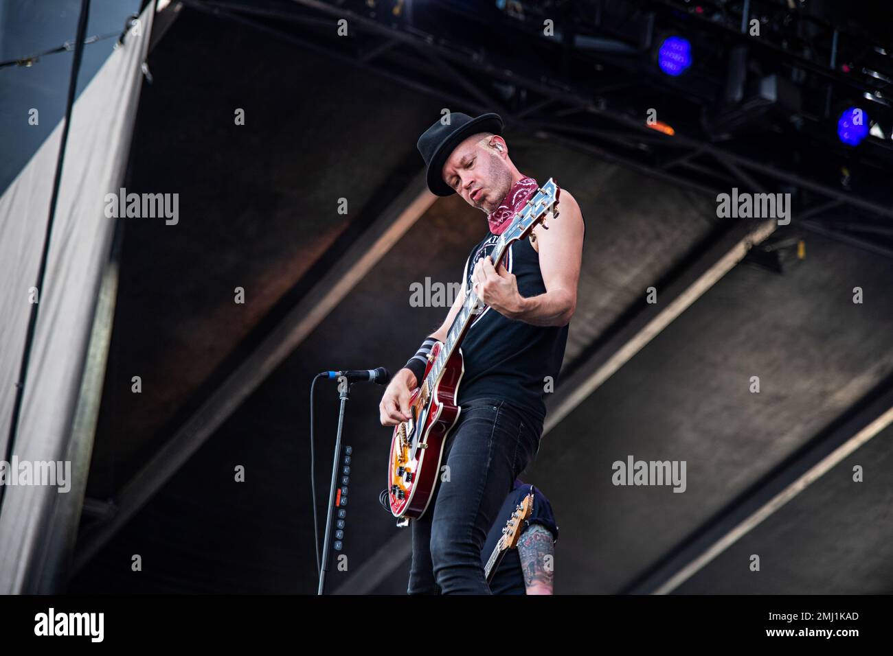 Tom Thacker of Sum 41 performs during Louder Than Life at Highland ...