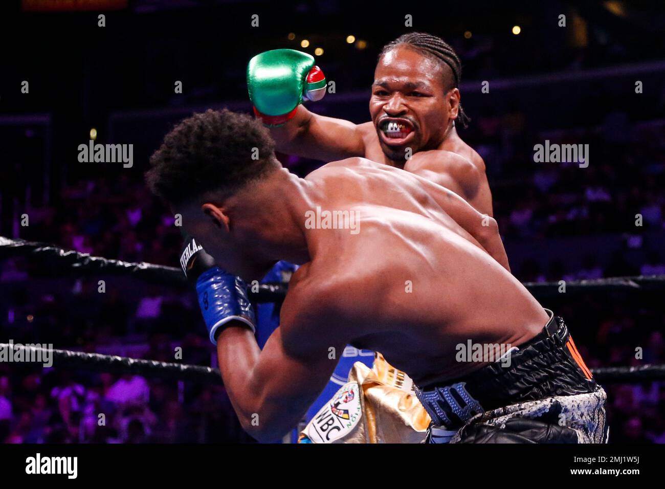 Errol Spence Jr. fights against Shawn Porter during the WBC & IBF World Welterweight ...