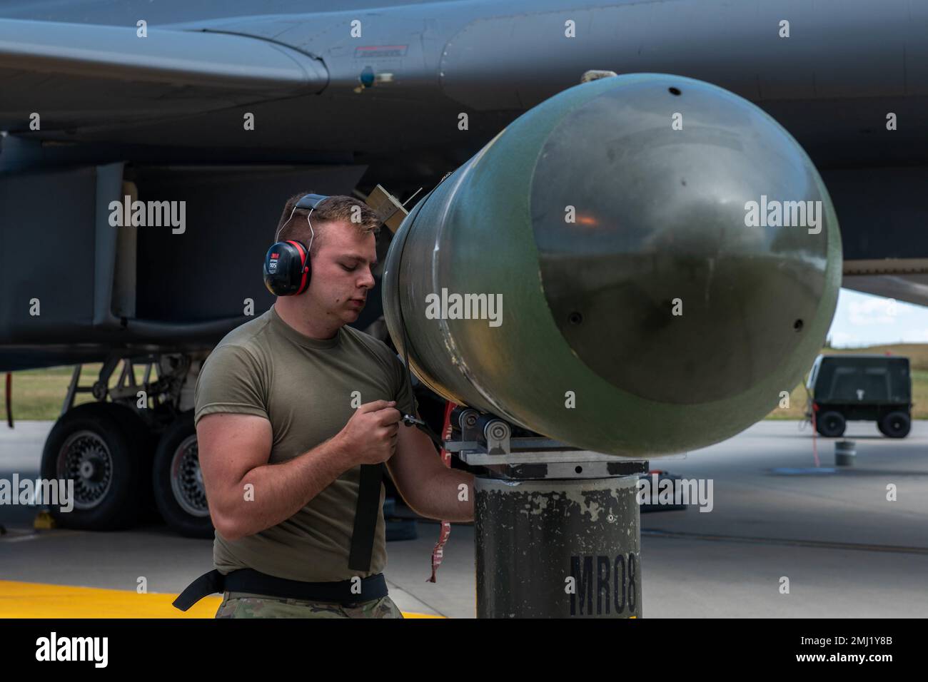 Senior Airman Lenny Taho, 28th Aircraft Maintenance Squadron load crew ...
