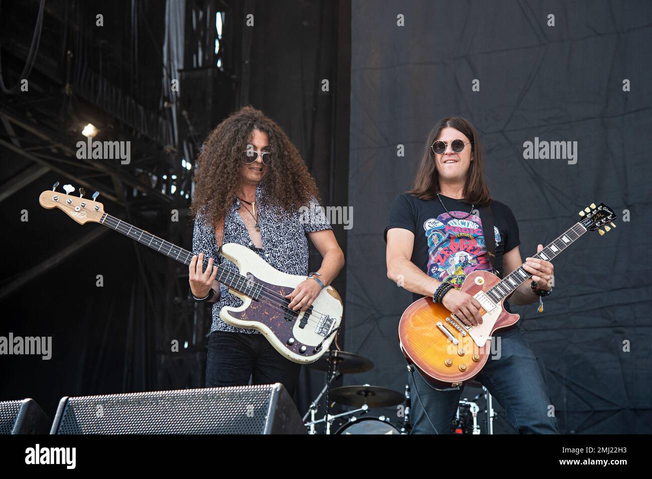Justin Smolian, left, and John Notto of Dirty Honey perform during ...