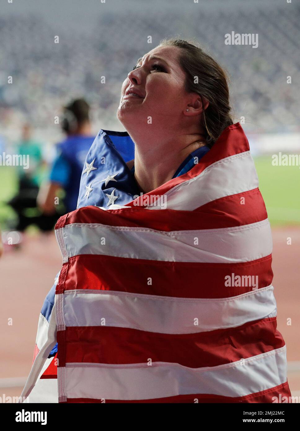 Deanna Price, of the United States, celebrates after winning the gold ...
