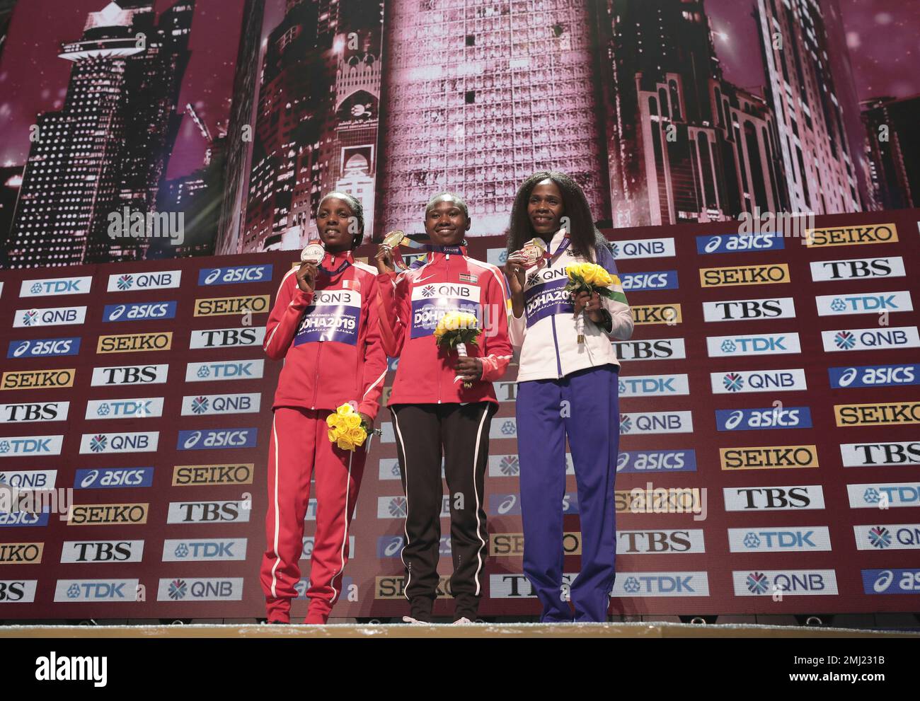 Bahrain's Rose Chelimo, silver, Kenya's Ruth Chepngetich, gold, and ...