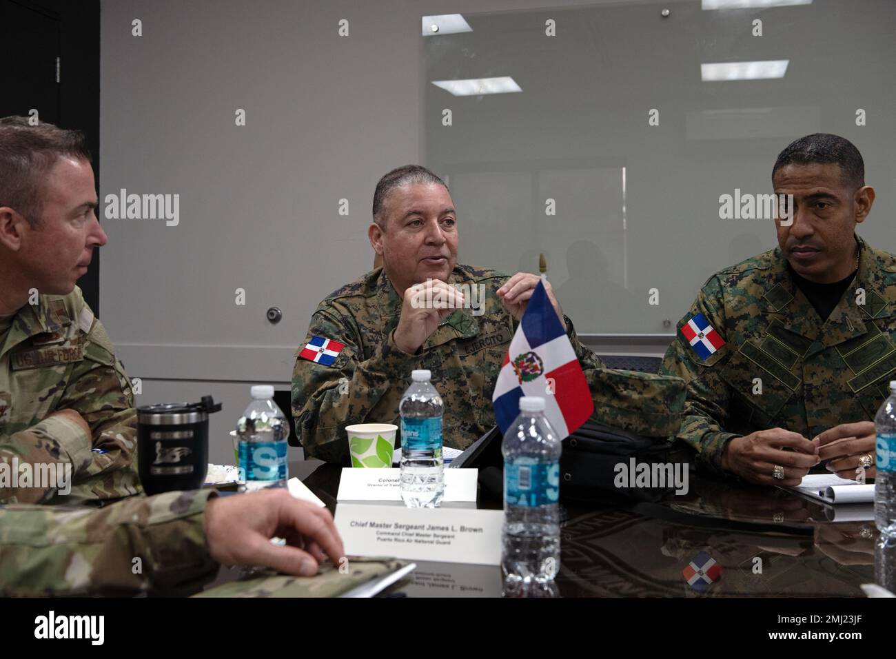 Dominican republic army hi-res stock photography and images - Alamy