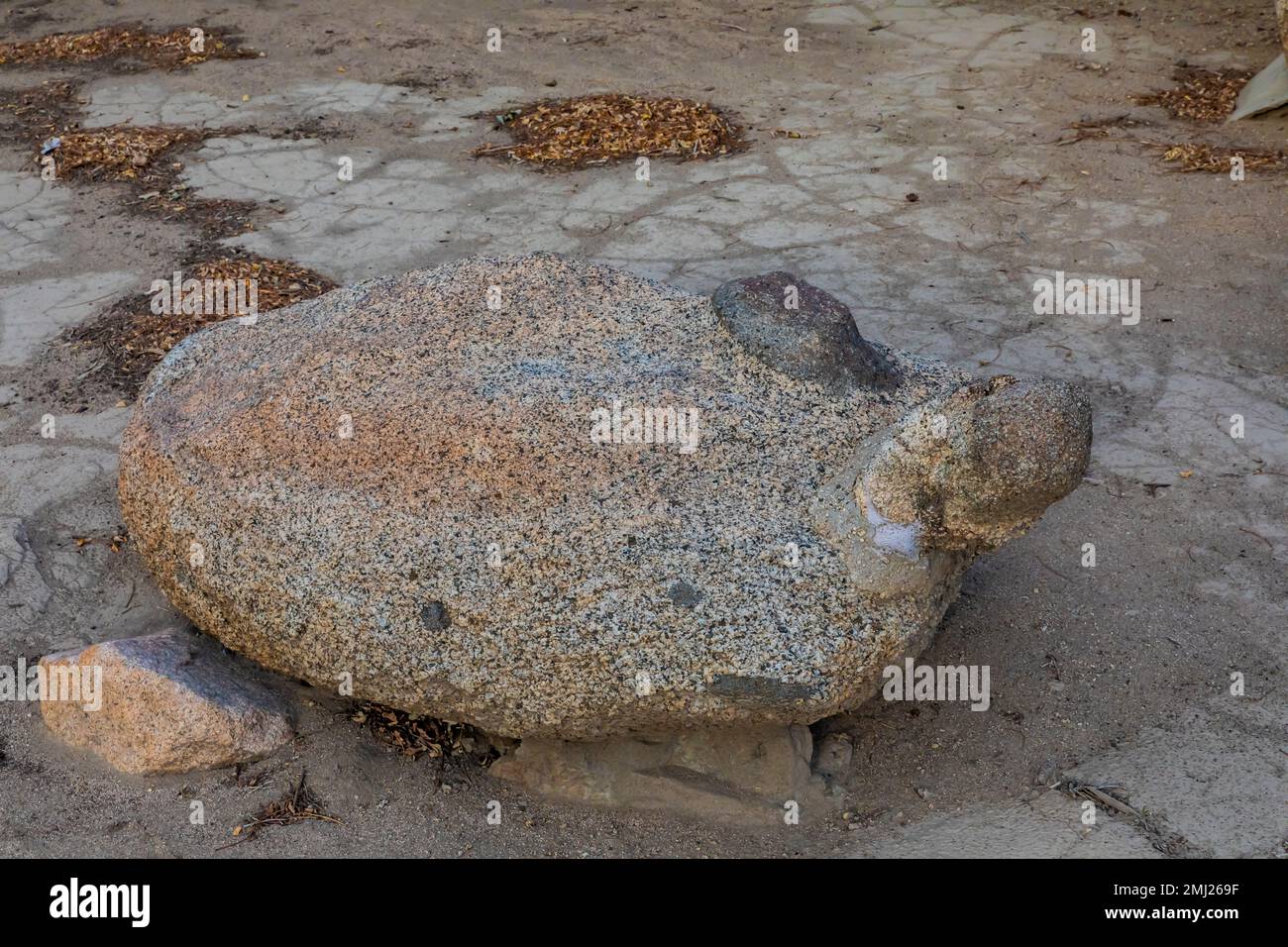 Stone turtle in Merritt Park,a place of quiet beauty in Manzanar ...