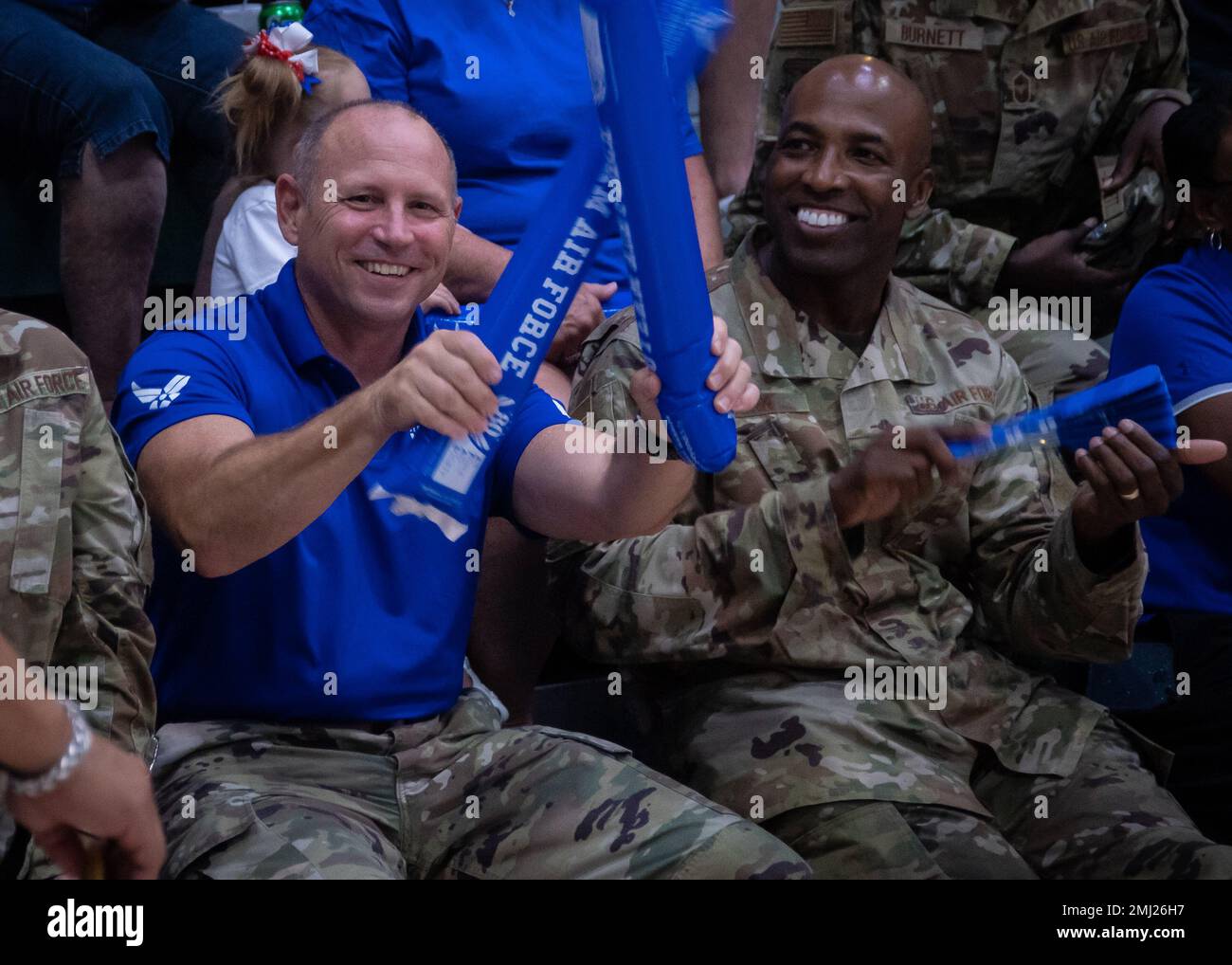 24 show team personnel hi-res stock photography and images - Alamy