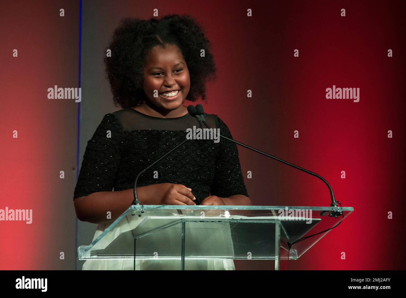 Khloe Thompson speaks at the George H.W. Bush Points of Light Awards ...