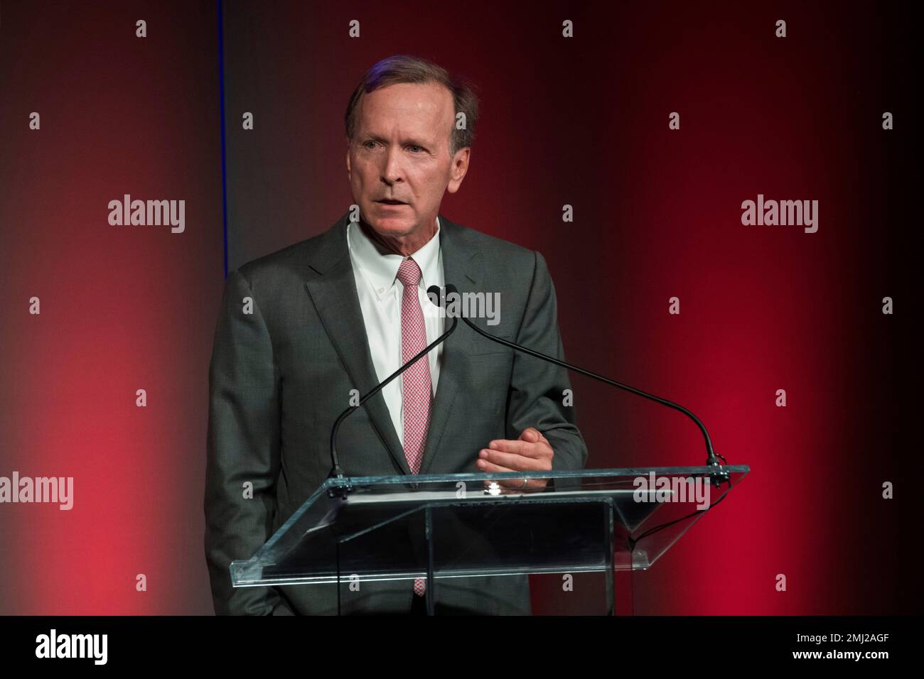 Neil Bush speaks at the George H.W. Bush Points of Light Awards Gala at ...