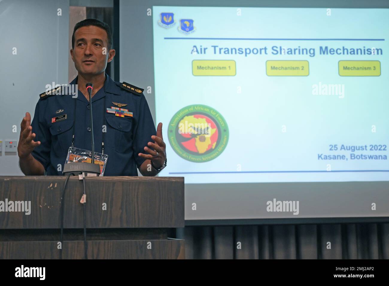 Lno working group hi-res stock photography and images - Alamy