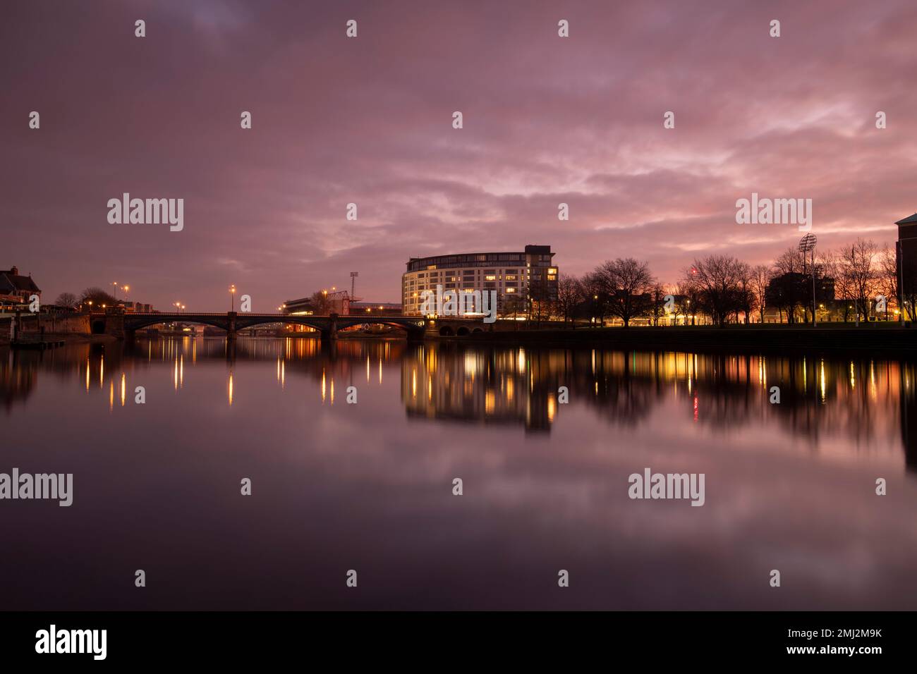 Sunrise on the River Trent at Victoria Embankment Trent Bridge ...