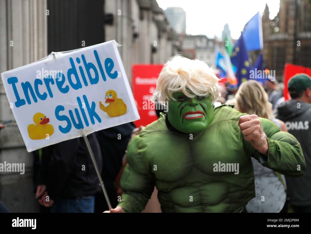 The incredible hulk costume hi-res stock photography and images - Alamy