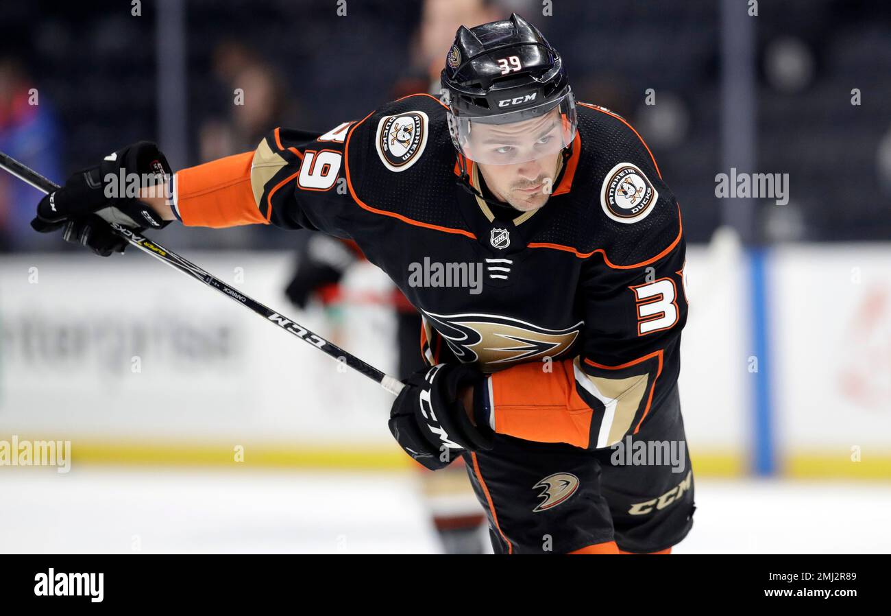 Anaheim Ducks' Sam Carrick (39) warms up before a preseason NHL hockey ...