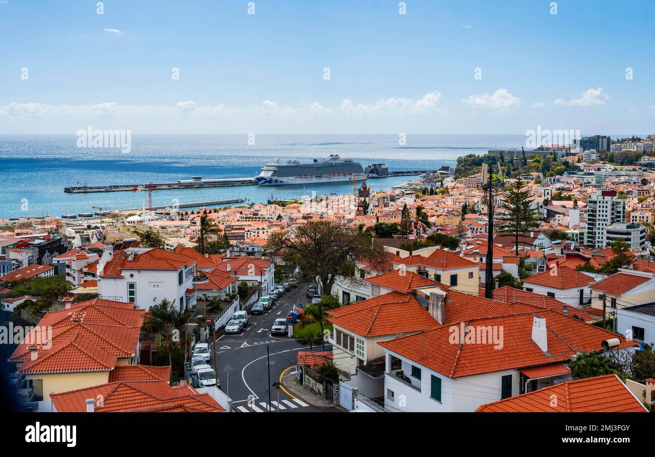 City view, Funchal with harbour, Madeira, Portugal Stock Photo - Alamy