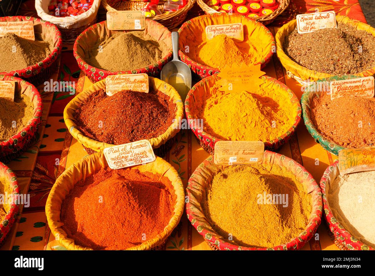 Provence food market hi-res stock photography and images - Alamy