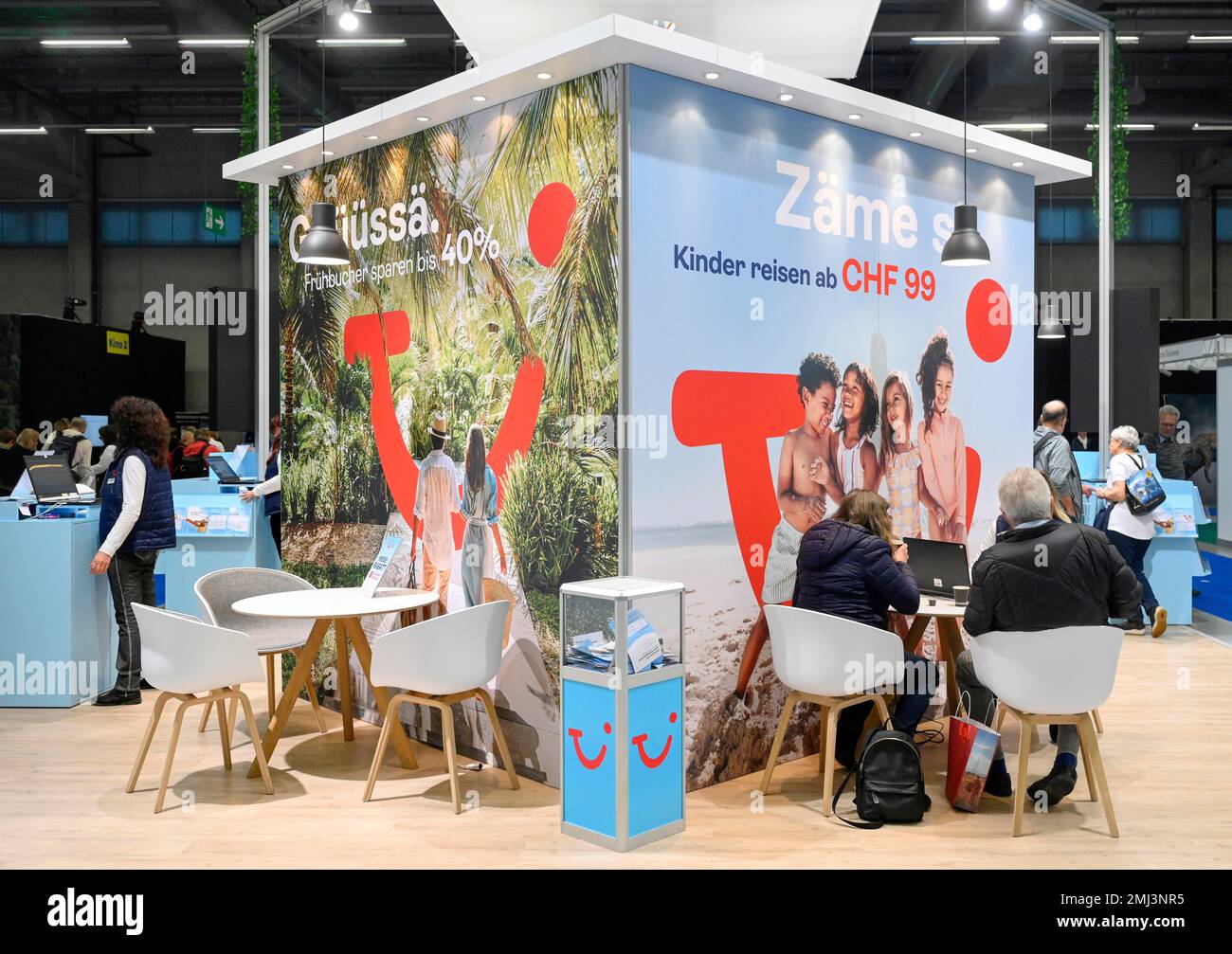 Stand operator hi-res stock photography and images - Alamy