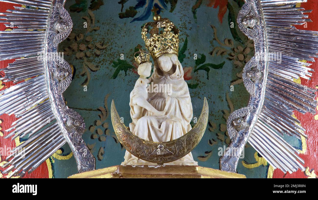 Iglesia de Nuestra Senora de la Pena, church, altar, figure of the ...