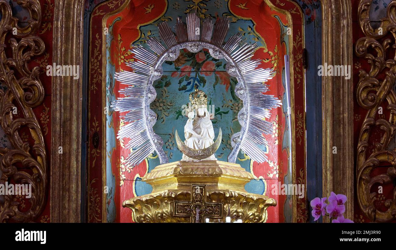 Iglesia de Nuestra Senora de la Pena, church, altar, figure of the ...