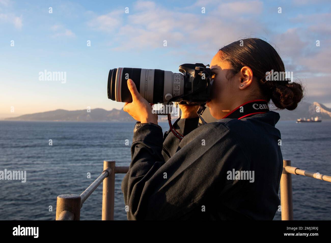 220825-N-TC847-1066 STRAIT OF GIBRALTAR (Aug. 25, 2022) Yeoman 2nd ...