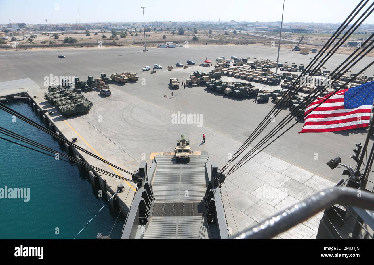 U.S. Marines with Combat Logistics Regiment 1, 1st Marine Logistics ...