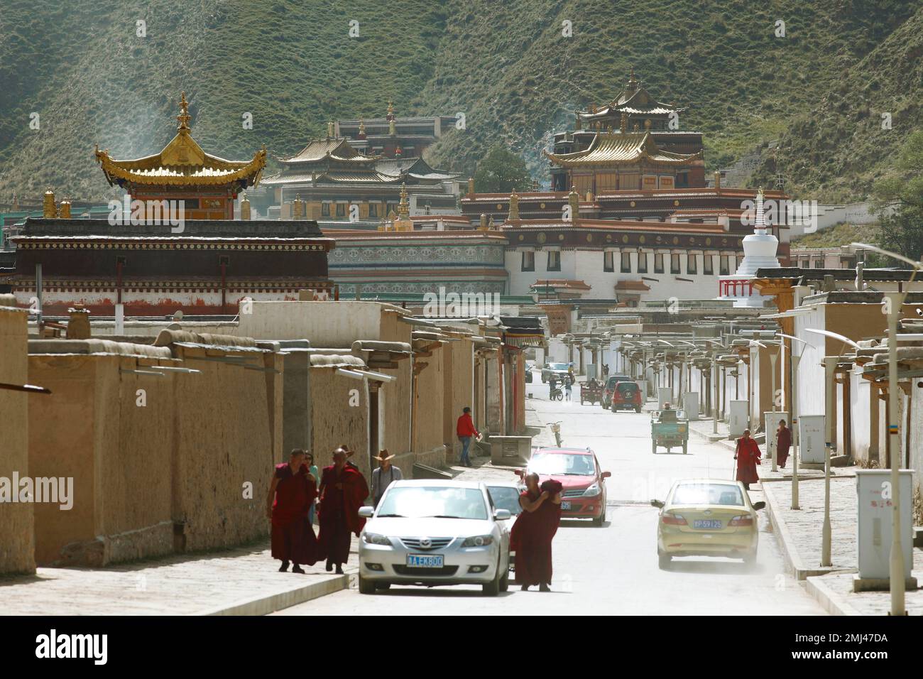 Tibetan Labrang Monastery, Xiahe, Gansu Province, China Stock Photo - Alamy