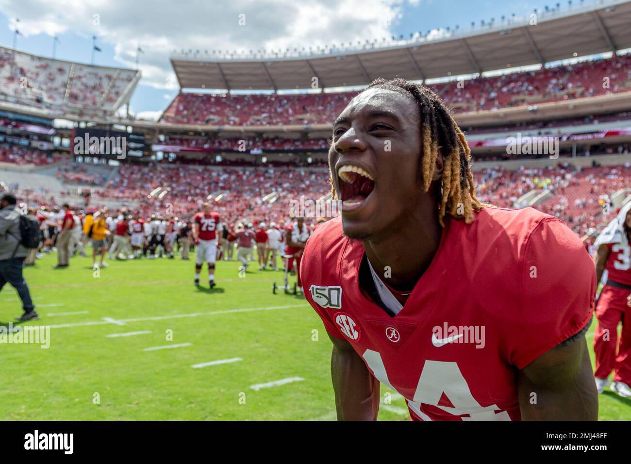 Alabama wide receiver Tyrell Shavers (14) screams with joy after ...