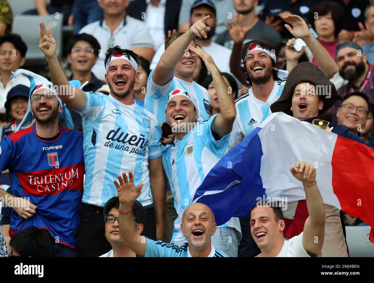French and Argentina fans cheer ahead of the Rugby World Cup Pool C ...