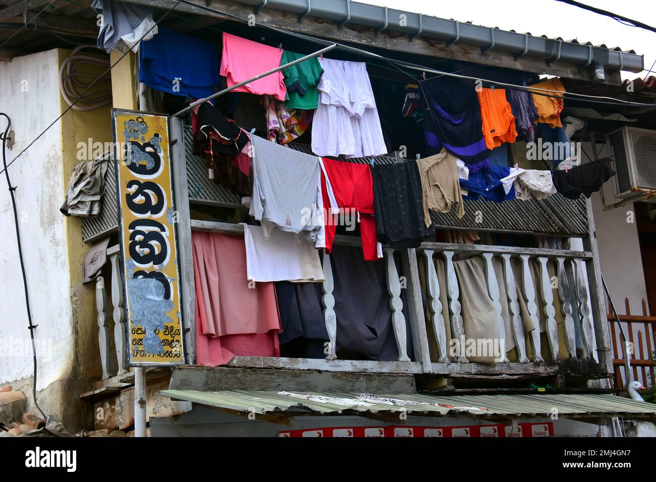 drying clothes, Galle Fort, Galu Kotuwa, Kālik Kōṭṭai, Galle city ...