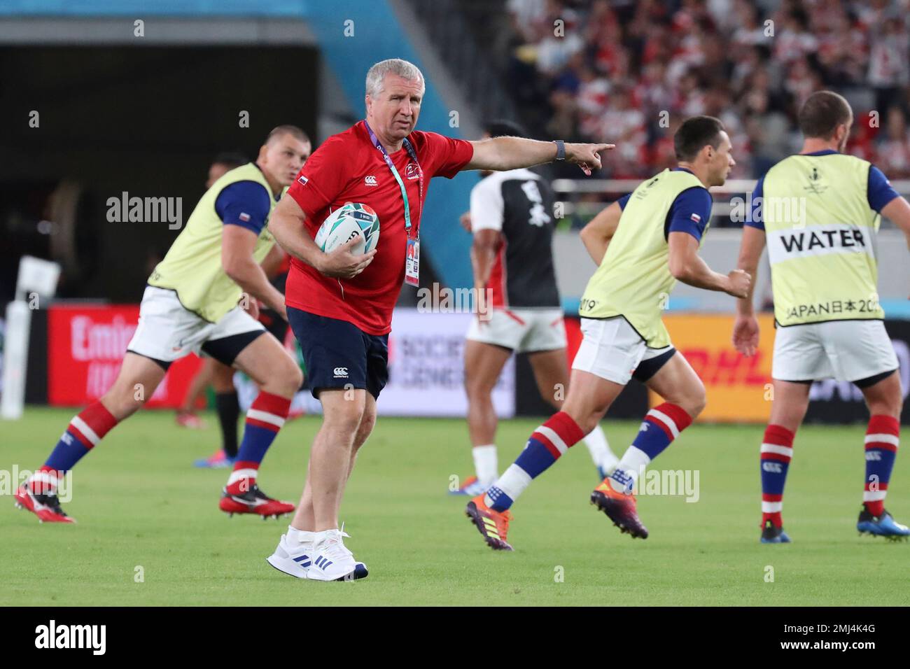 Russia's coach Lyn Jones, left, gestures to his players, ahead of the ...
