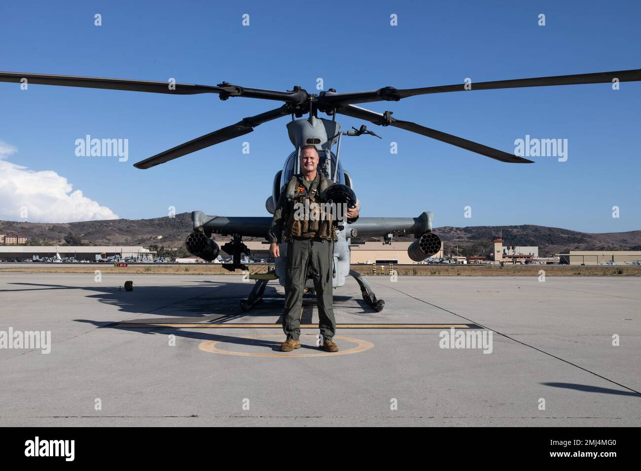 U.S. Marine Corps Lt. Gen. Steven R. Rudder, commander, U.S. Marine ...