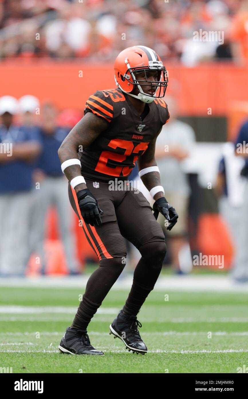 Cleveland Browns strong safety Damarious Randall plays against the ...