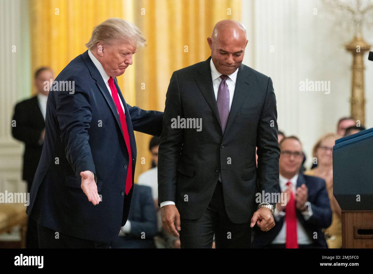 President Donald Trump leads former New York Yankees baseball pitcher ...