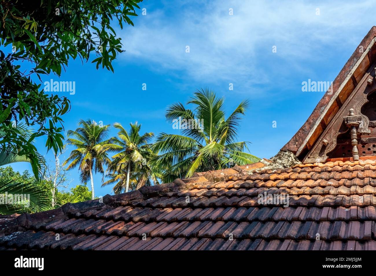Punnamada Resort, Alappuzha, Kerala, India - 19.01.2023: Carving wood ...
