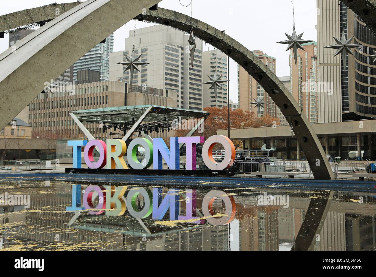 Toronto sign hi-res stock photography and images - Alamy