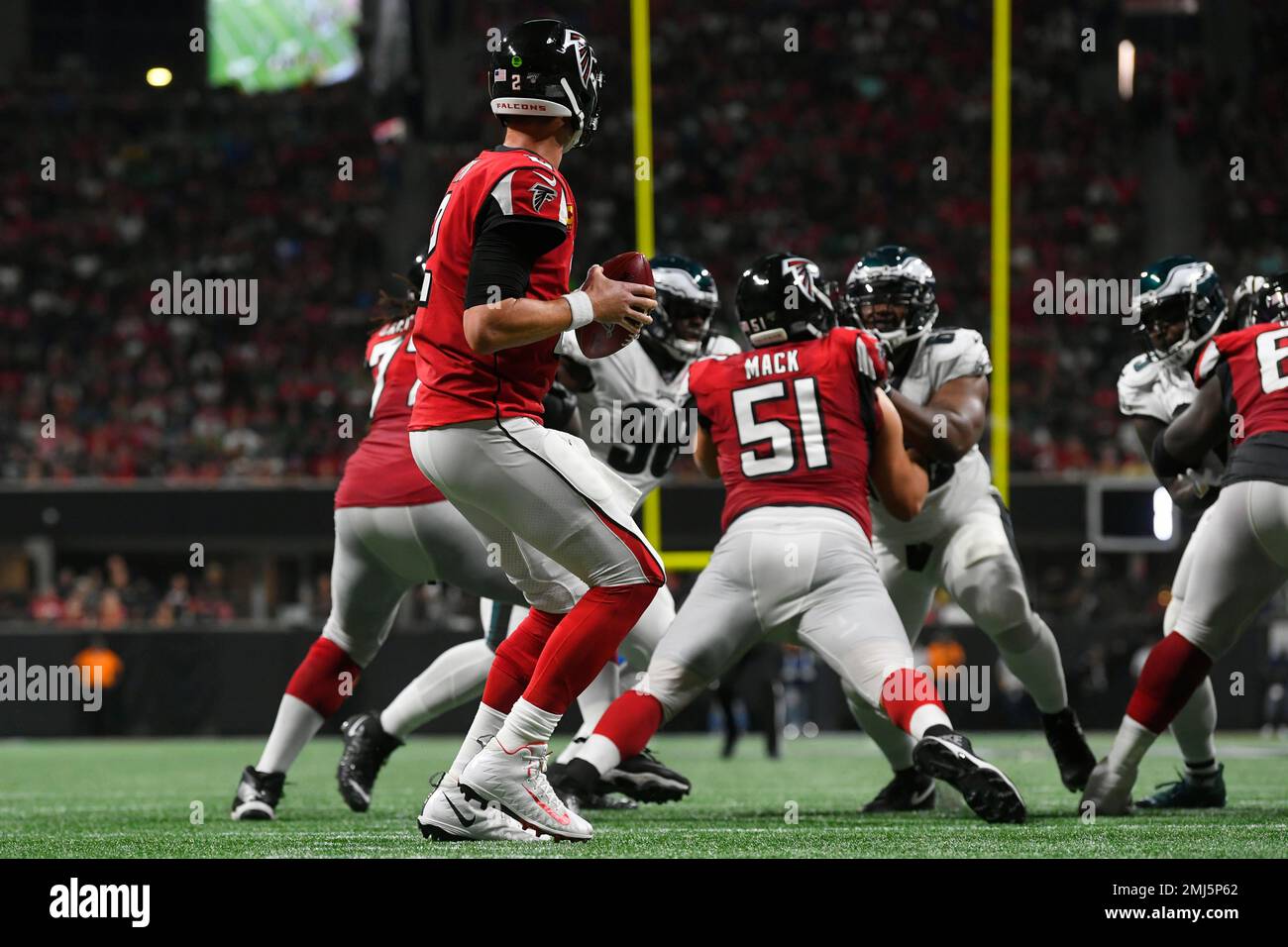 Atlanta Falcons quarterback Matt Ryan (2) calls an audible during the ...