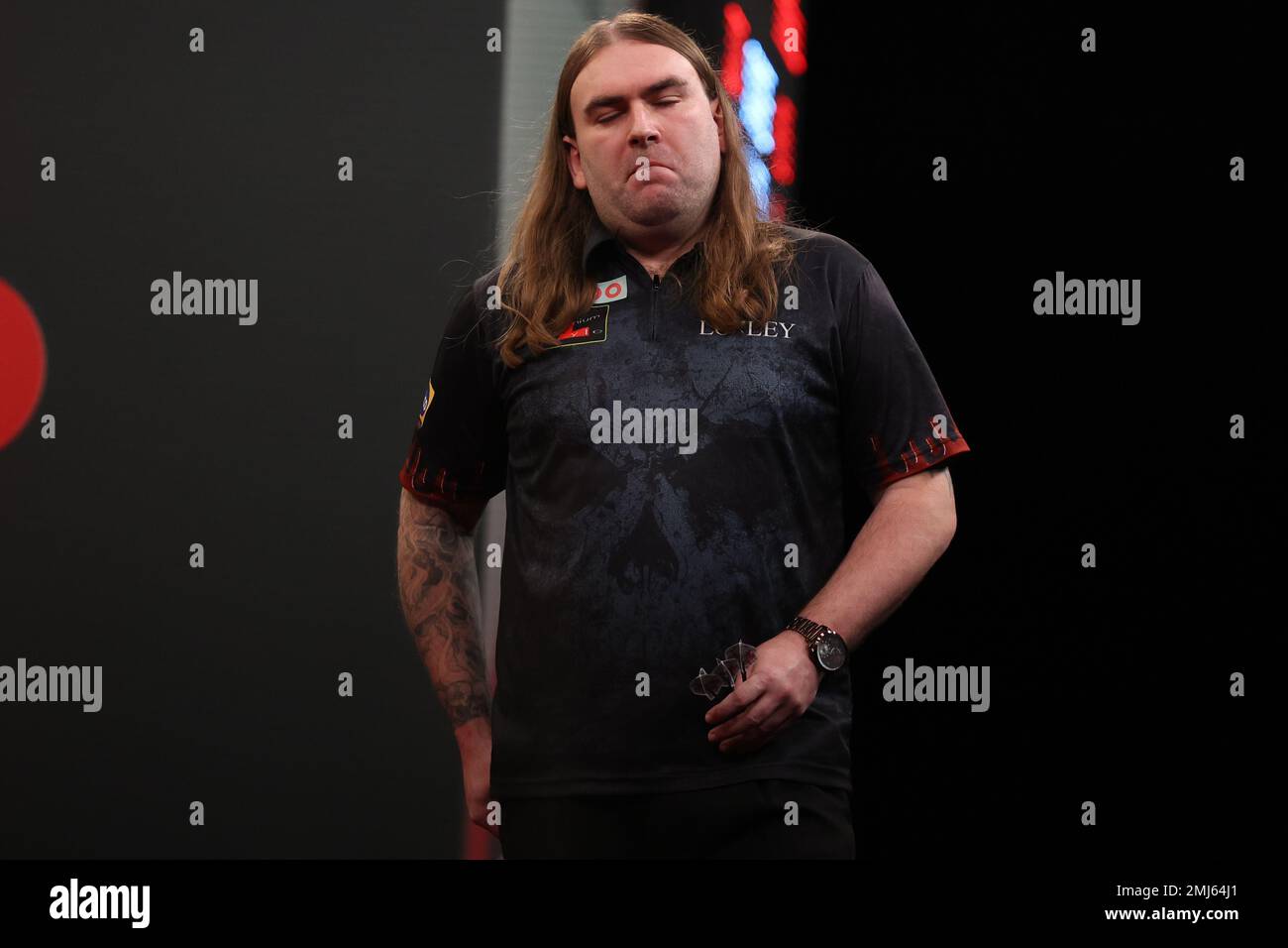 Marshall Arena, Milton Keynes, UK. 27th Jan, 2023. 2023 PDC Cazoo ...