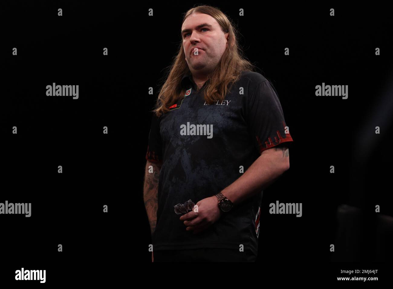 Marshall Arena, Milton Keynes, UK. 27th Jan, 2023. 2023 PDC Cazoo ...