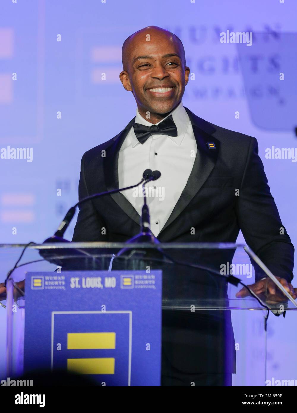 IMAGE DISTRIBUTED FOR THE HUMAN RIGHTS CAMPAIGN - Human Rights Campaign ...